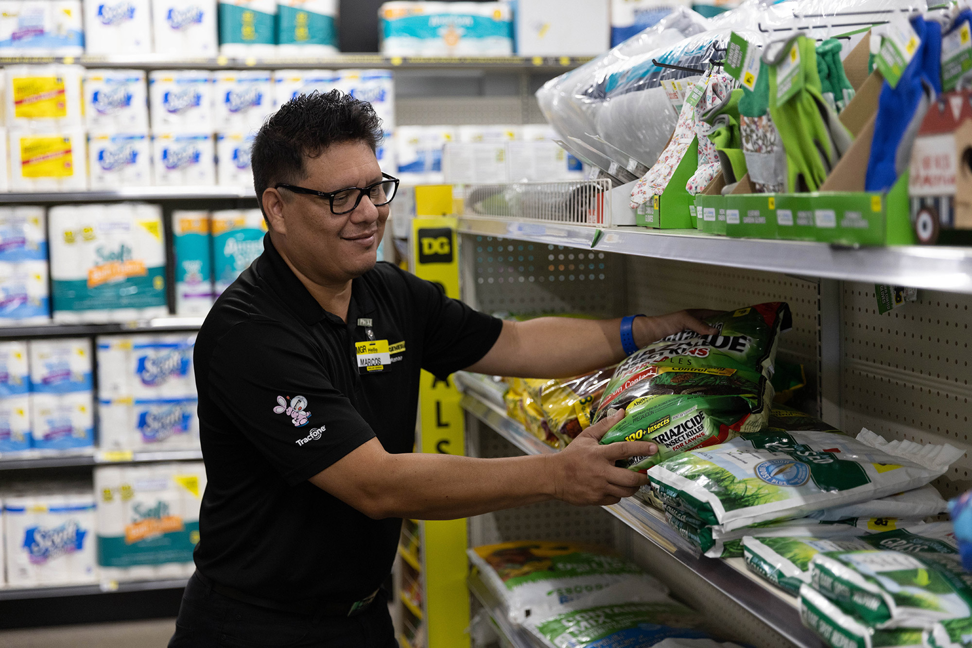 All Photos - Dollar General Newsroom