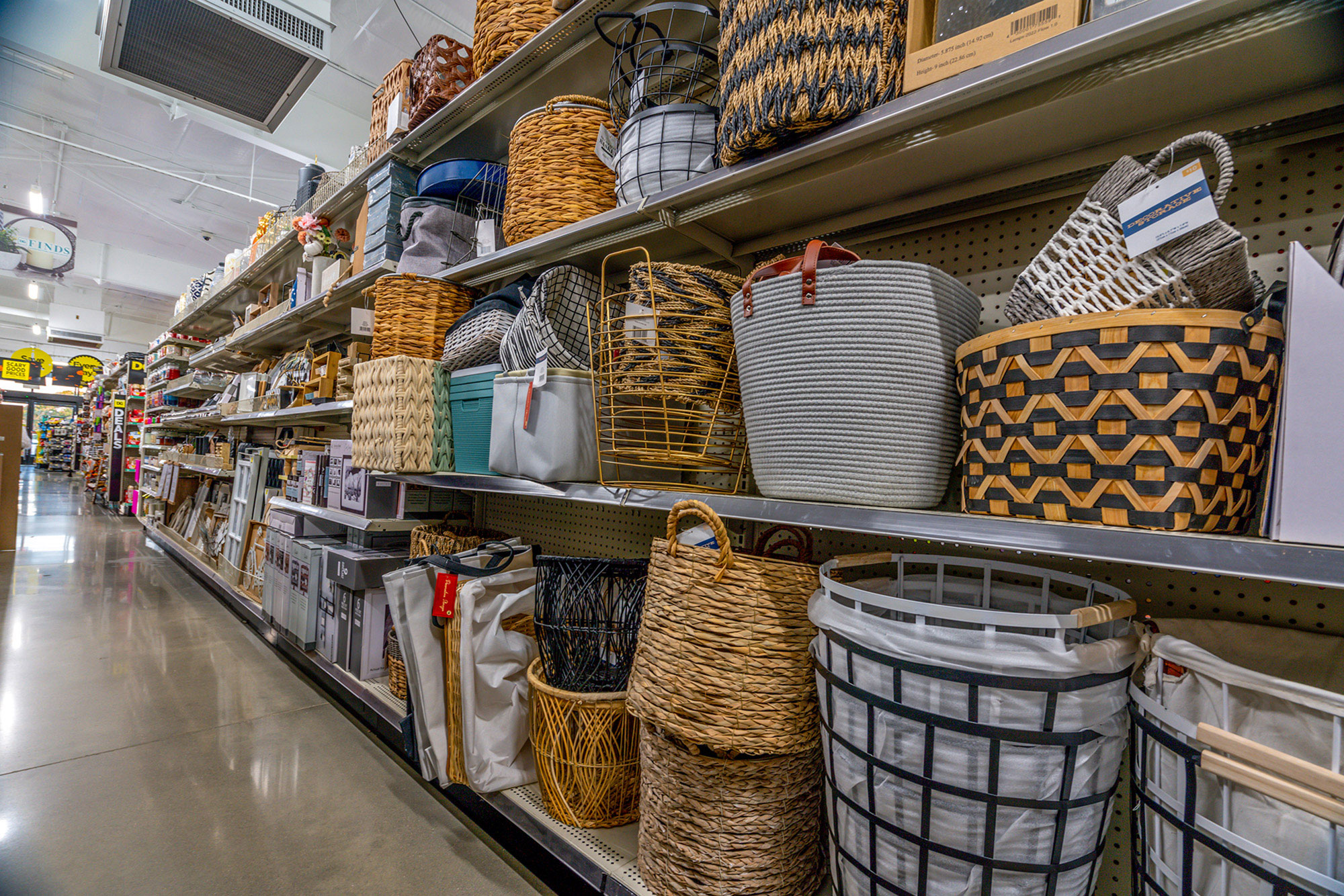 DG Store Interior - Dollar General Newsroom