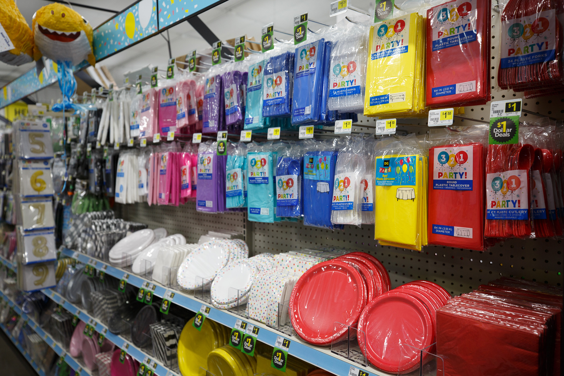 DG Store Interior - Dollar General Newsroom